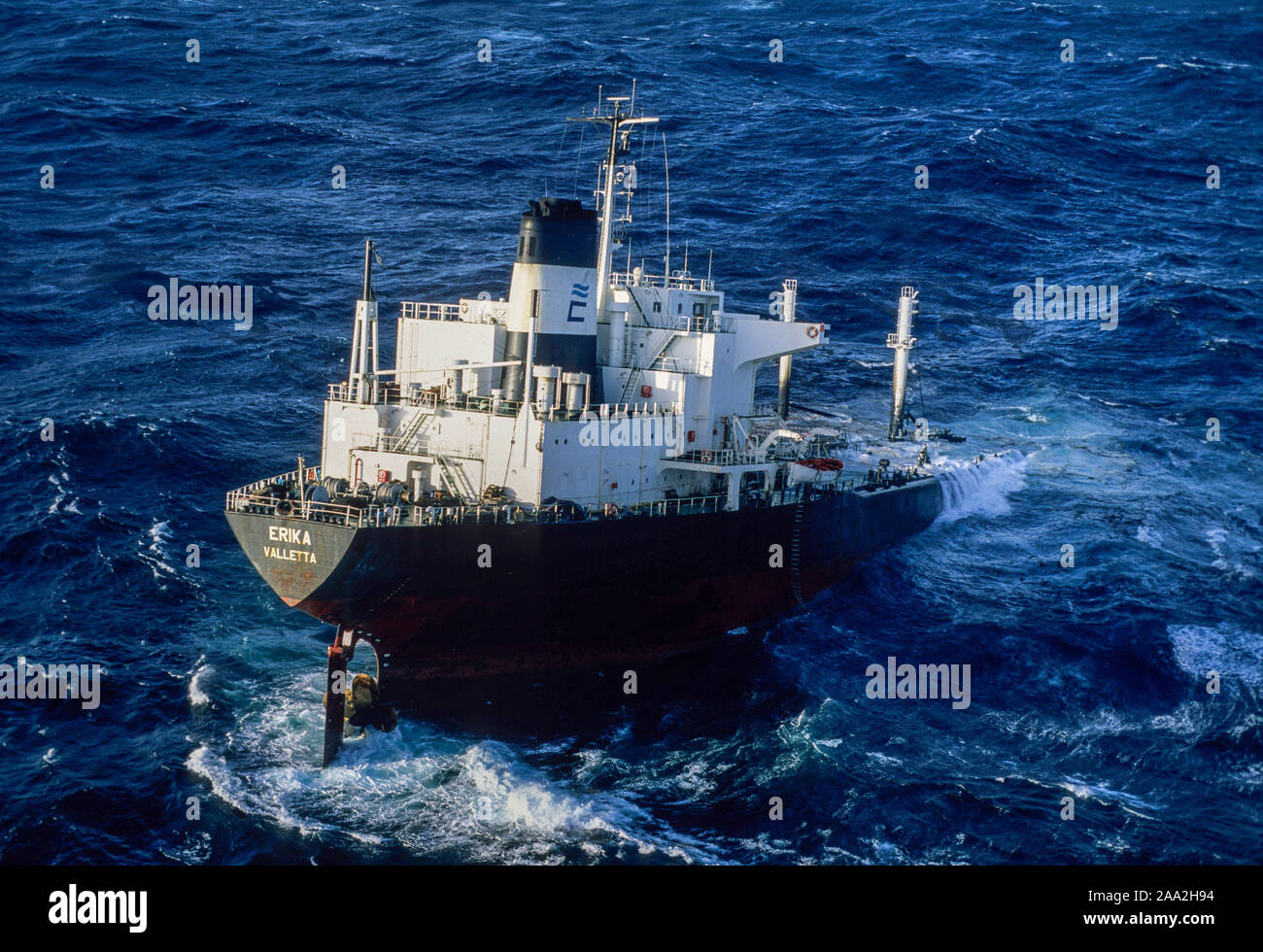 Oil spill caused by the sinking of the tanker Erika off the coasts of ...