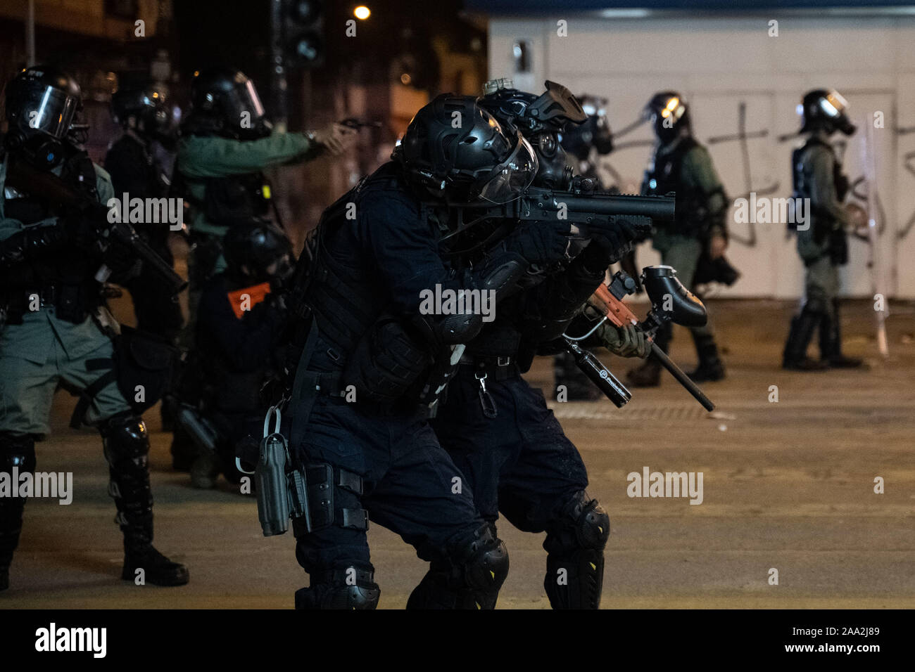 Hong Kong, China. 18th Nov, 2019. Members of SDU stand on guard during ...