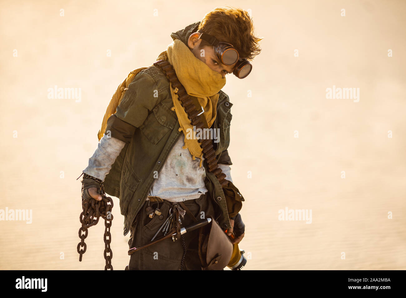 Post apocalyptic man hi-res stock photography and images - Alamy