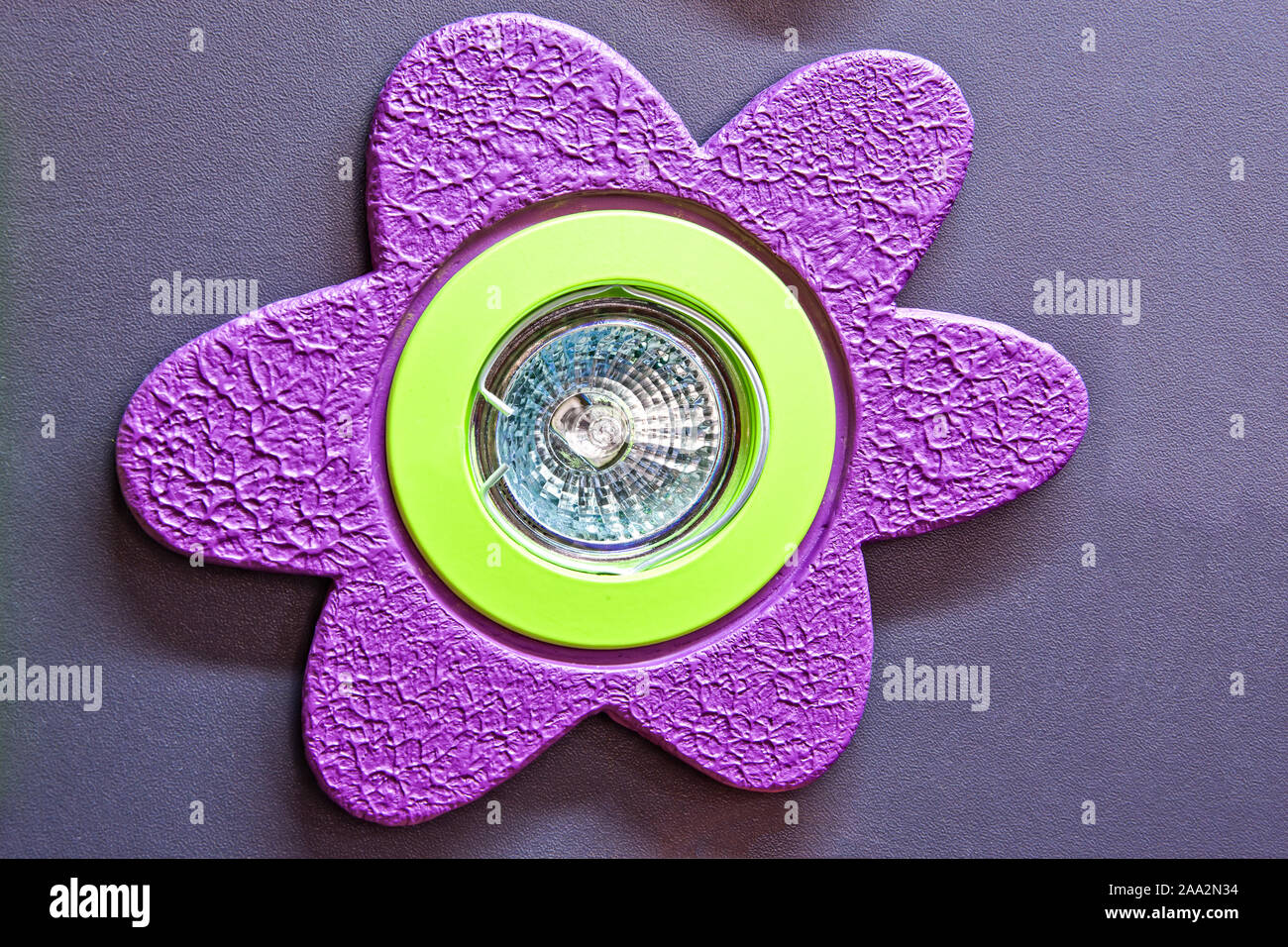 Closeup of pot light recessed lighting in ceiling tile Stock Photo - Alamy