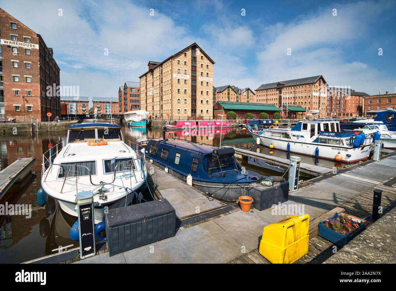 Gloucester Docks, Victoria Dock, restored, Waterfront area, boats ...