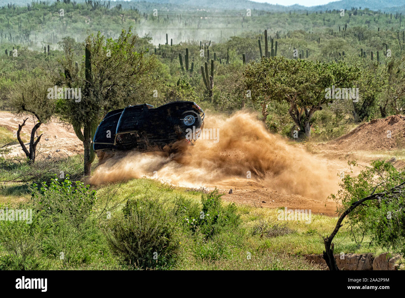 Car accident crash in the desert Stock Photo - Alamy