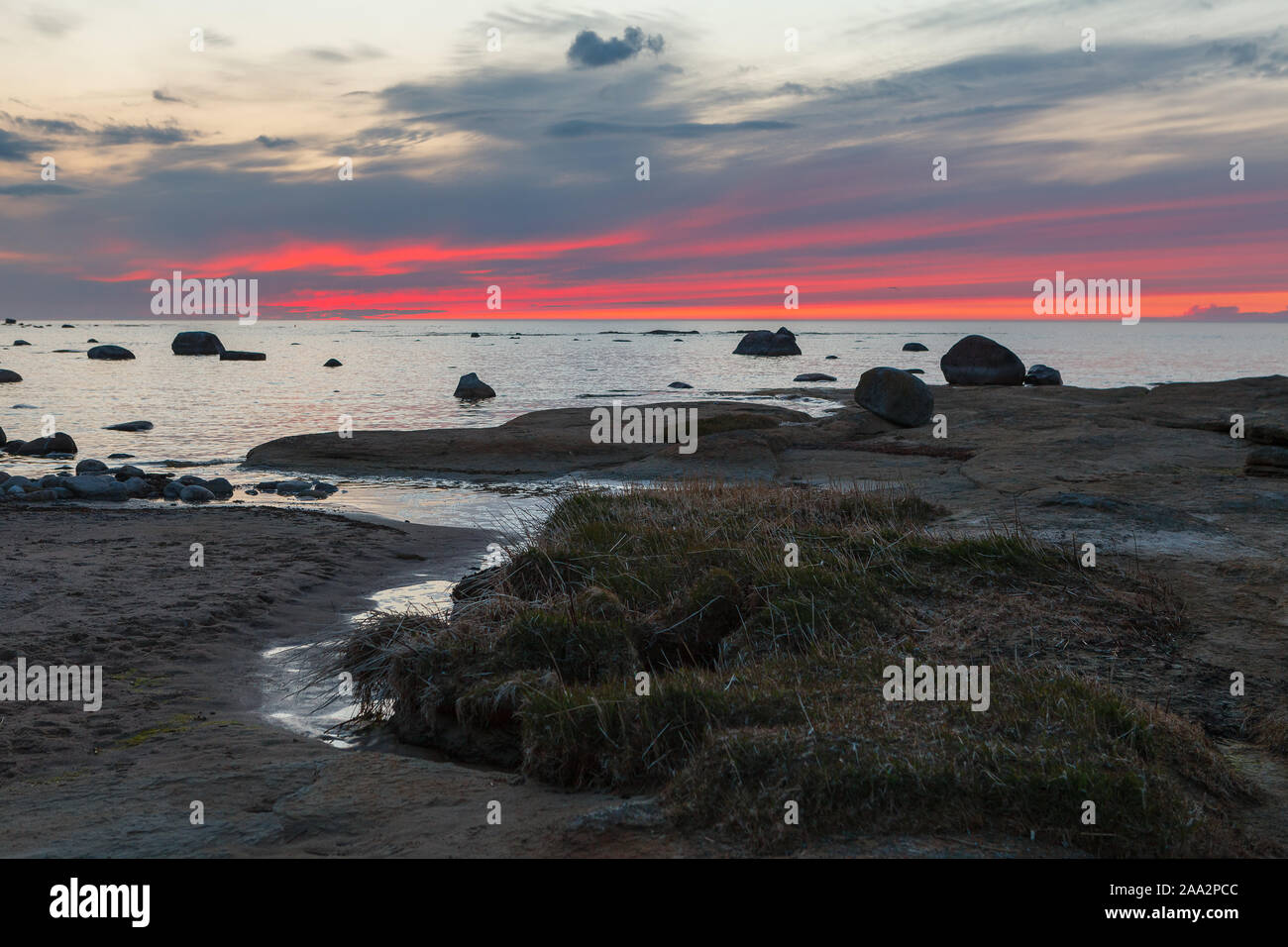 Rock sinking hi-res stock photography and images - Alamy