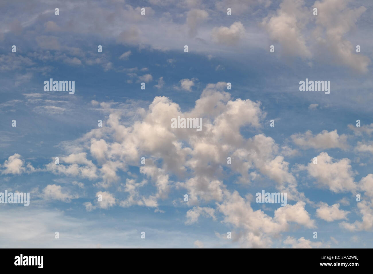 Floating cloud hi-res stock photography and images - Alamy