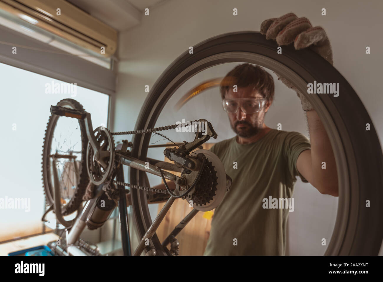Bicycle mechanic hi-res stock photography and images - Alamy