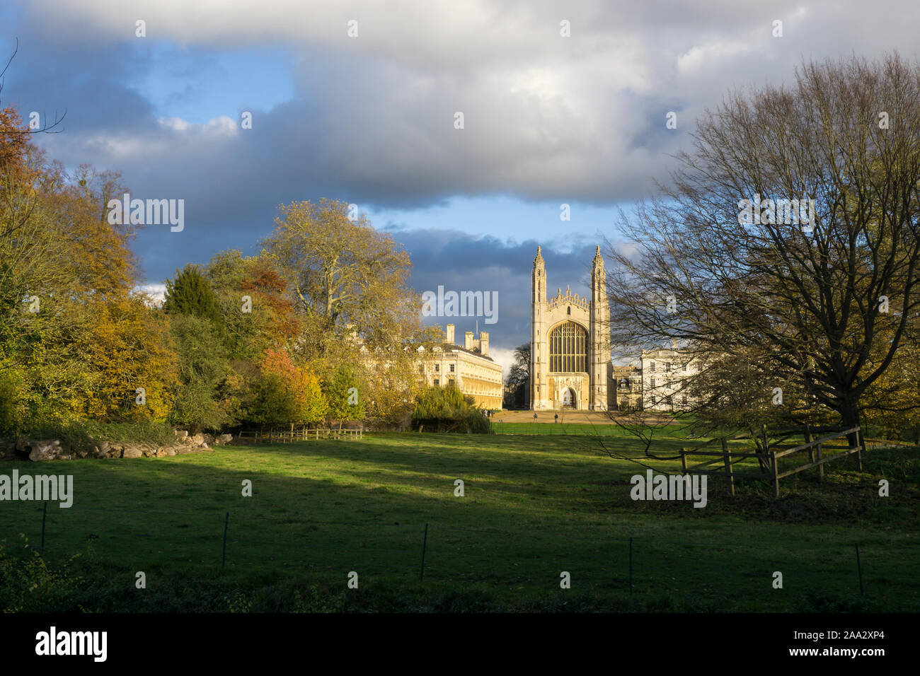 Kings college chapel and Clare college in late afternoon autumn ...
