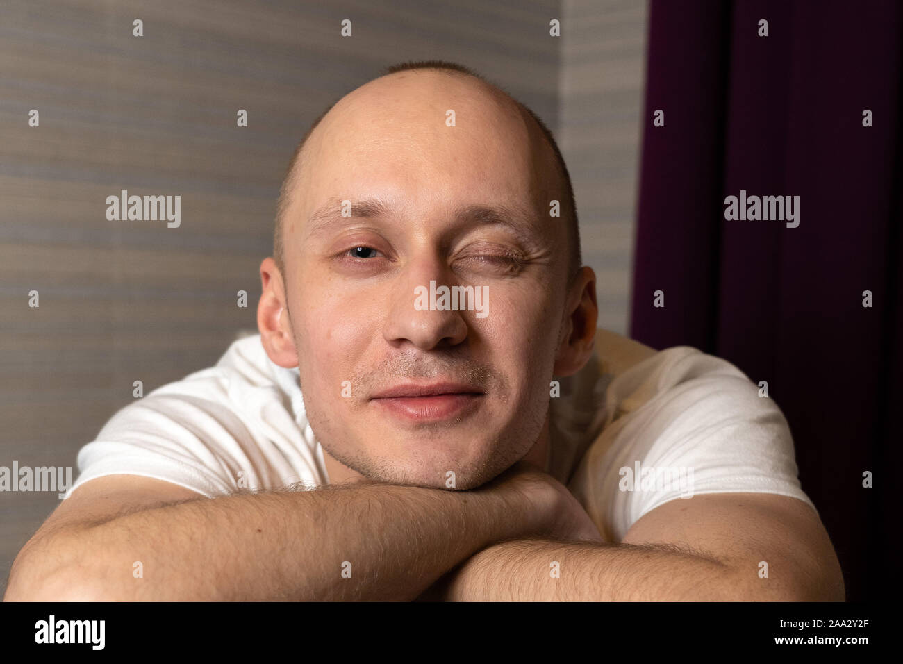 Big chin hi-res stock photography and images - Alamy