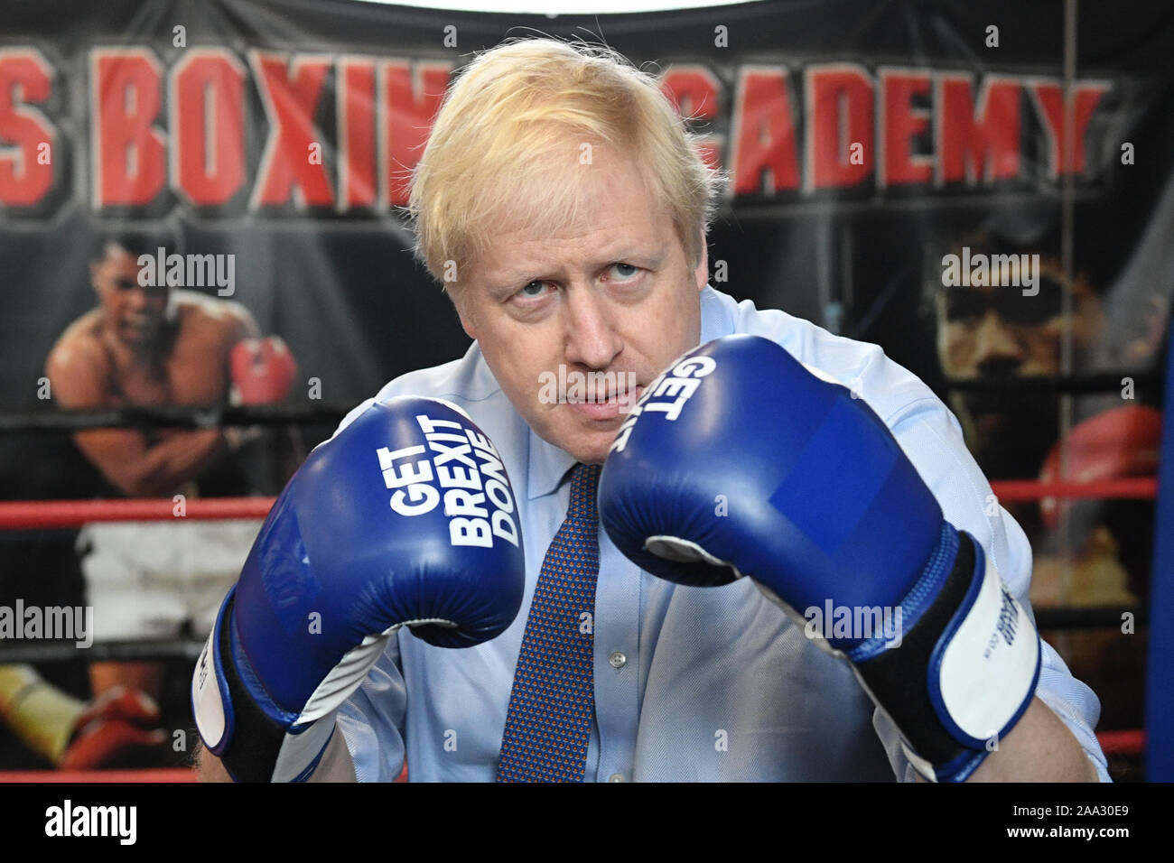 Boris johnson boxing hi-res stock photography and images - Alamy