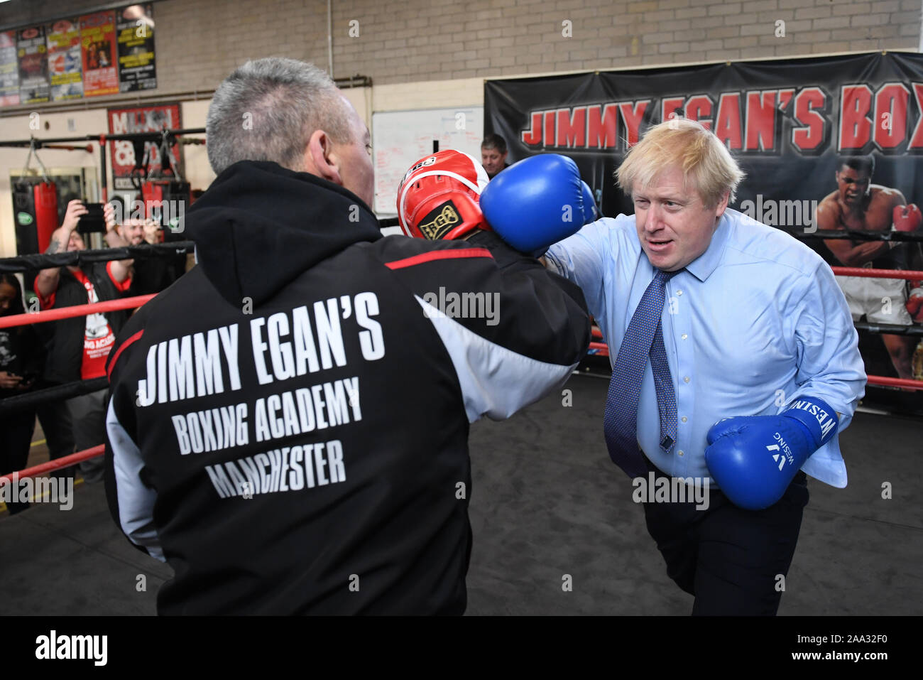 Jimmy egans boxing academy wythenshawe hi-res stock photography and ...