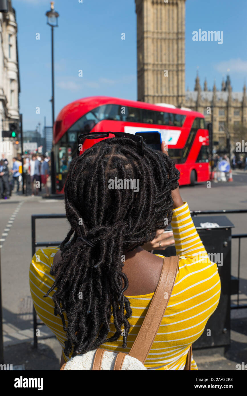 Lady with dreadlocks hi-res stock photography and images - Alamy