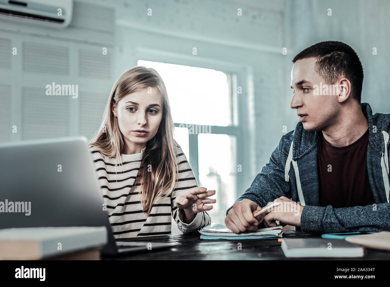 Nice smart young people hi-res stock photography and images - Alamy