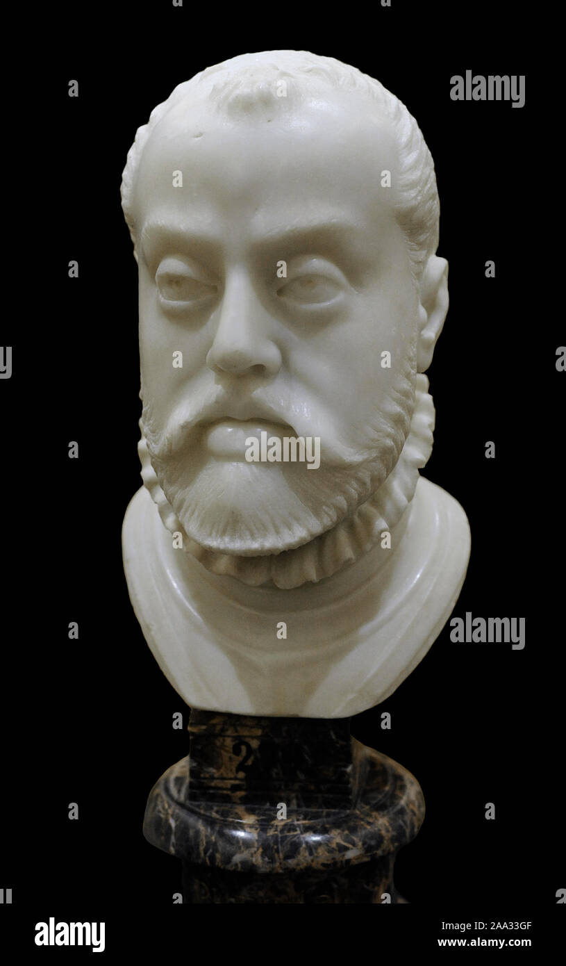 Philip king sculpture hi-res stock photography and images - Alamy