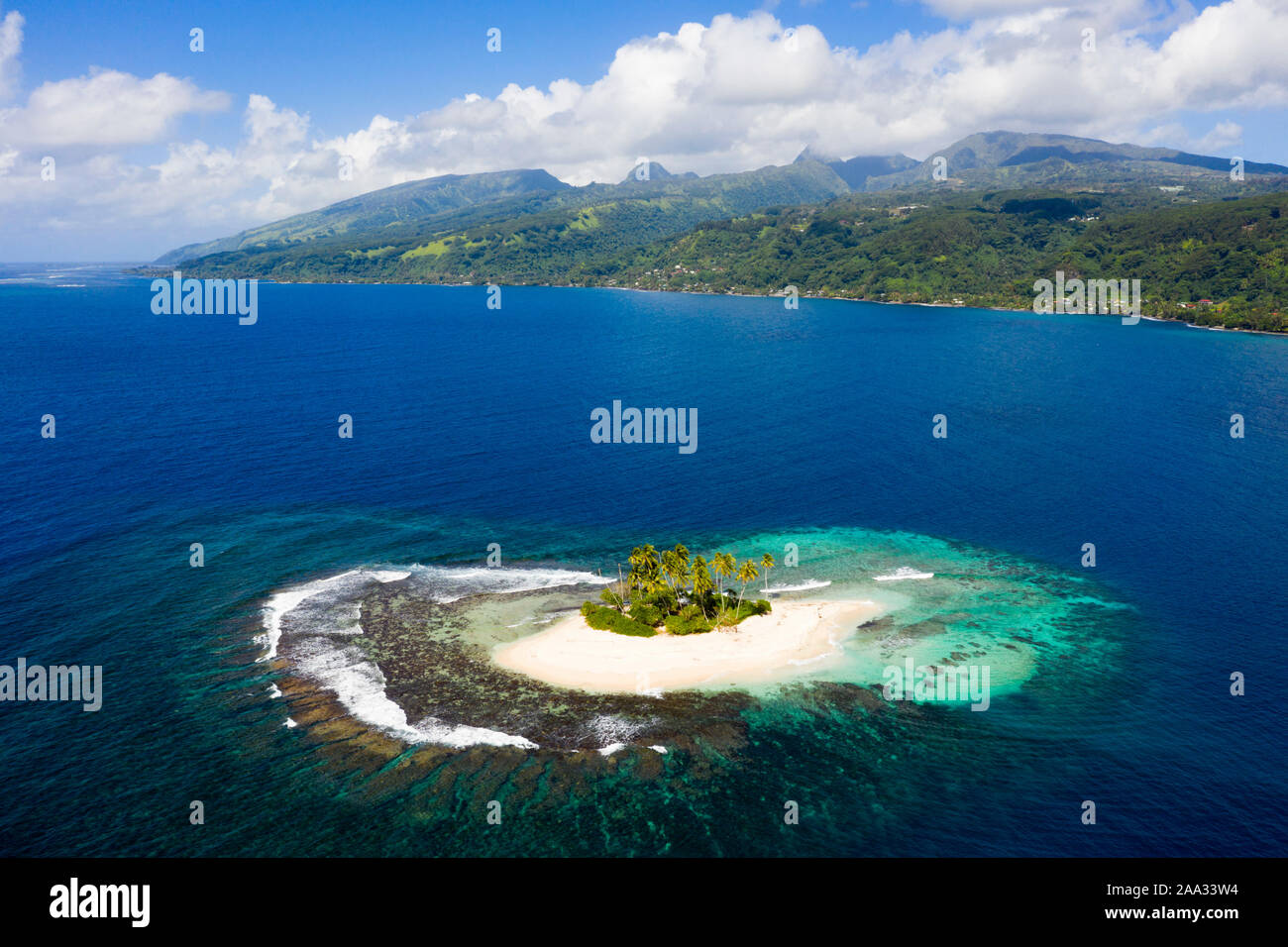 Tahiti island aerial hi-res stock photography and images - Alamy