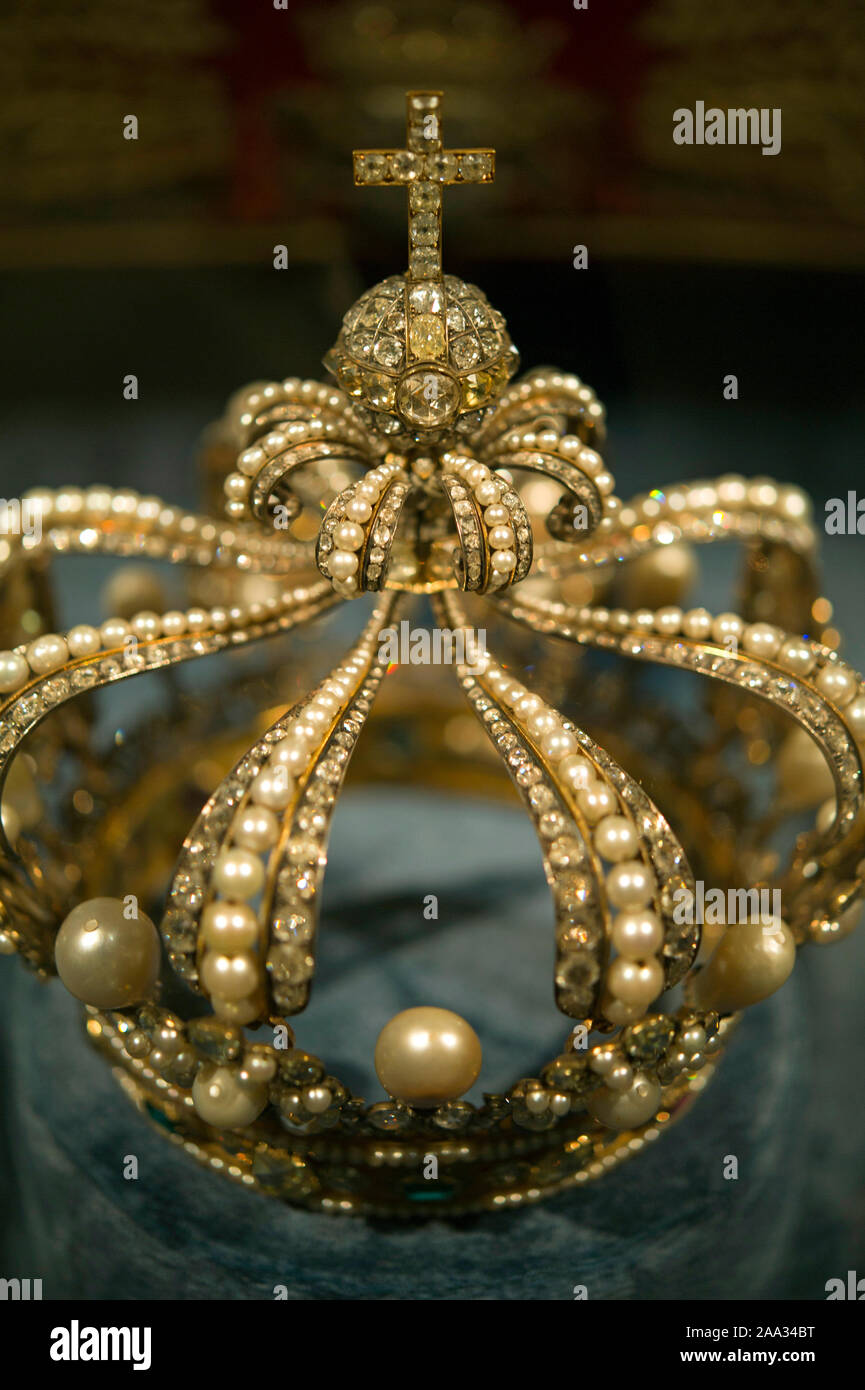Bavarian crown hi-res stock photography and images - Alamy