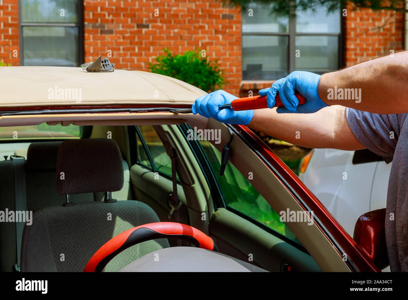 Broken windscreen car hi-res stock photography and images - Alamy