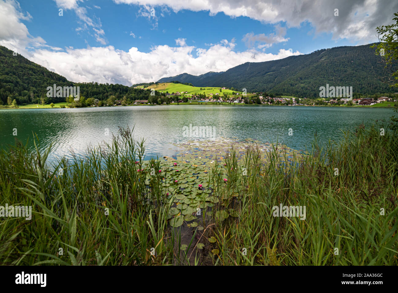 Lago lago lago lago acqua hi-res stock photography and images - Alamy