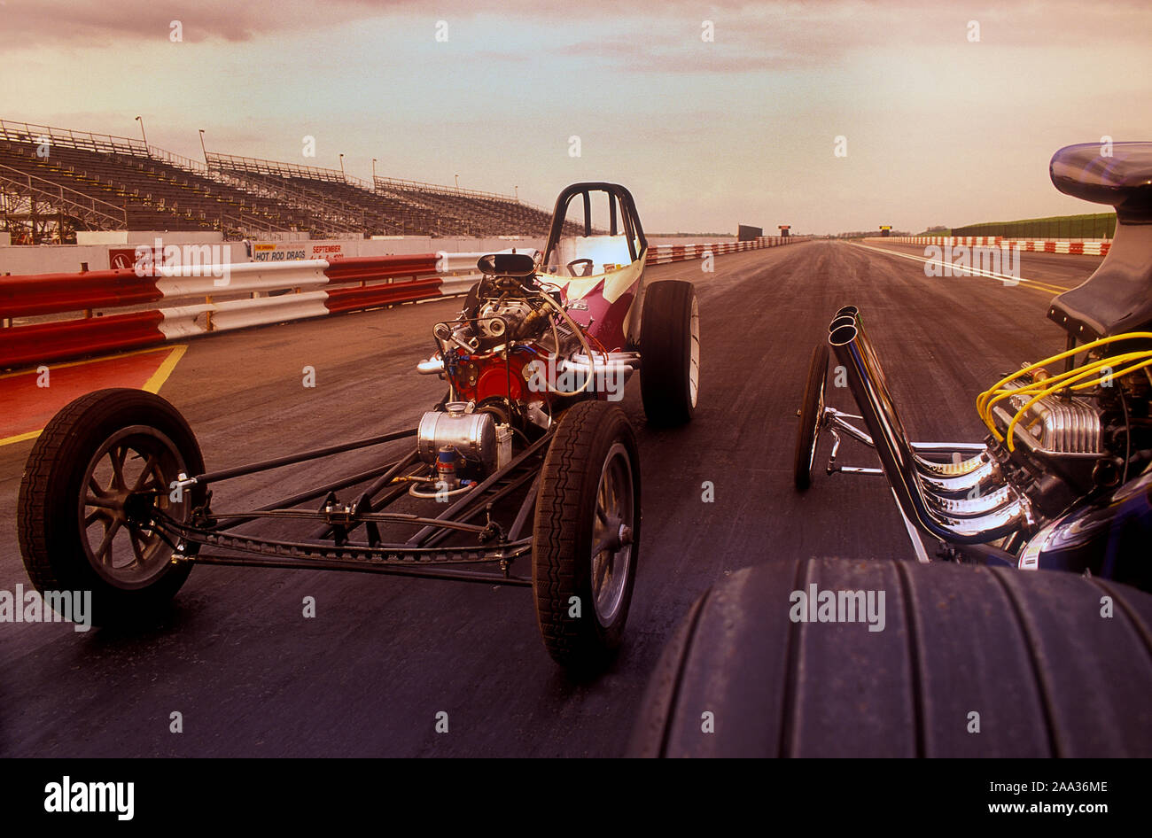 Dragsters hi-res stock photography and images - Alamy