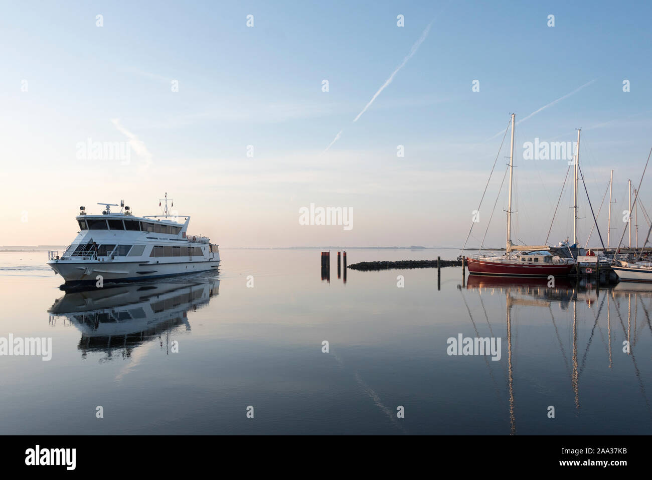 First ferry hi-res stock photography and images - Alamy