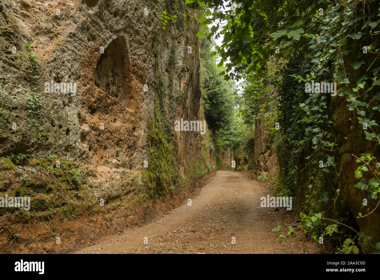 Sovana cava hi-res stock photography and images - Alamy