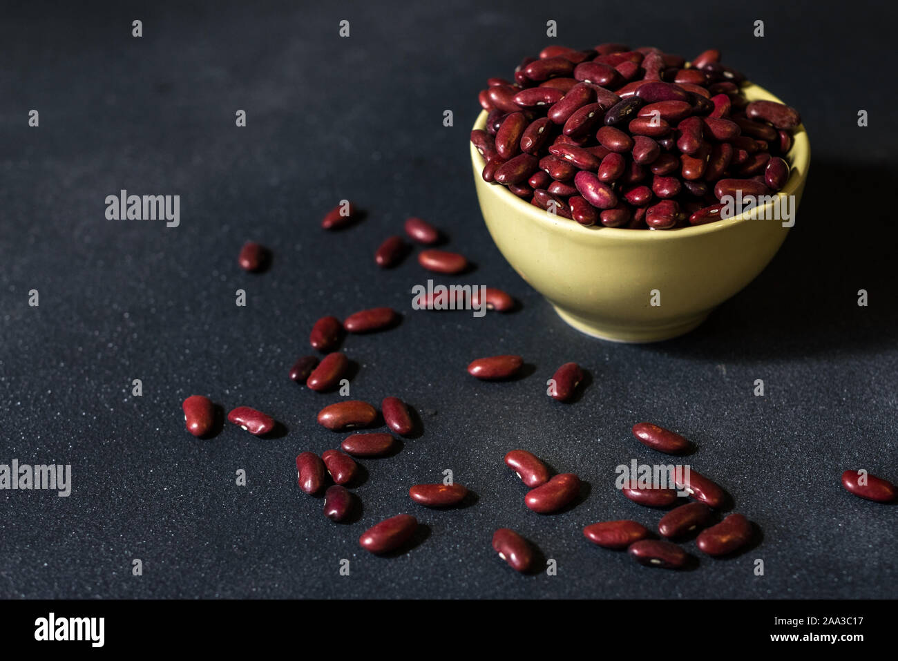 Dried dark red kidney beans hi-res stock photography and images - Alamy