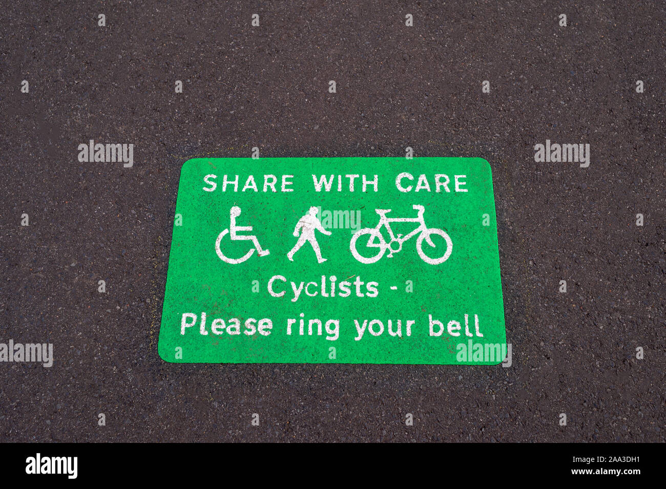 Cycling shared use sign hi-res stock photography and images - Alamy