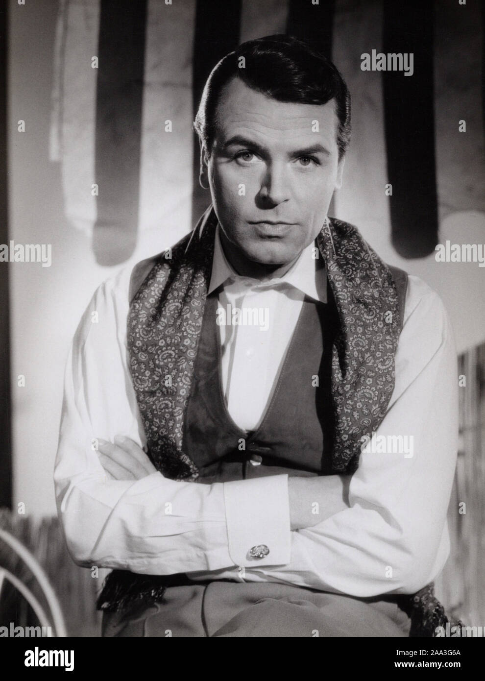 O. W. Fscher, österreichischer Schauspieler, im Spielfilm "Menschen im ...