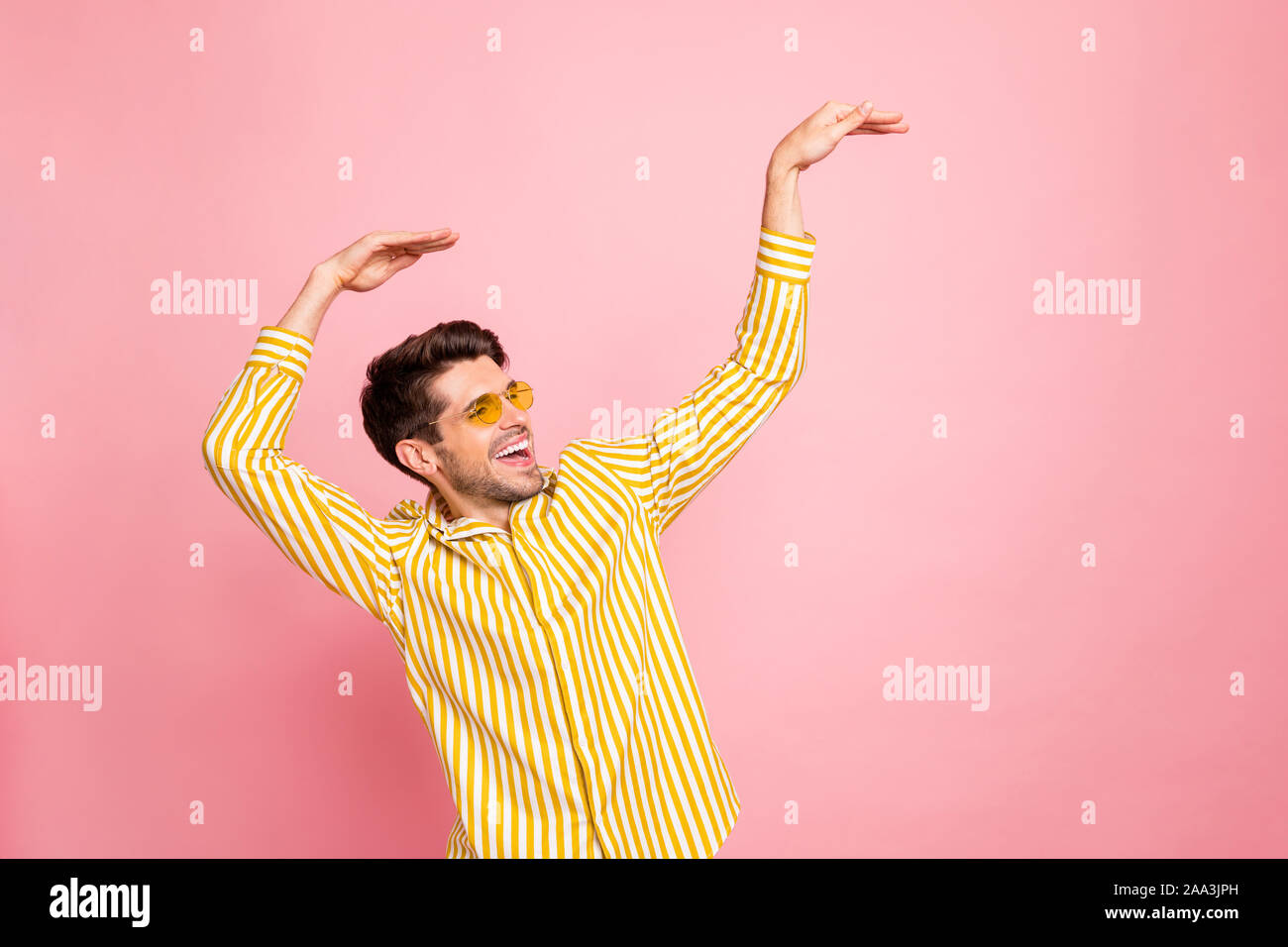 Macho Dancer High Resolution Stock Photography and Images - Alamy