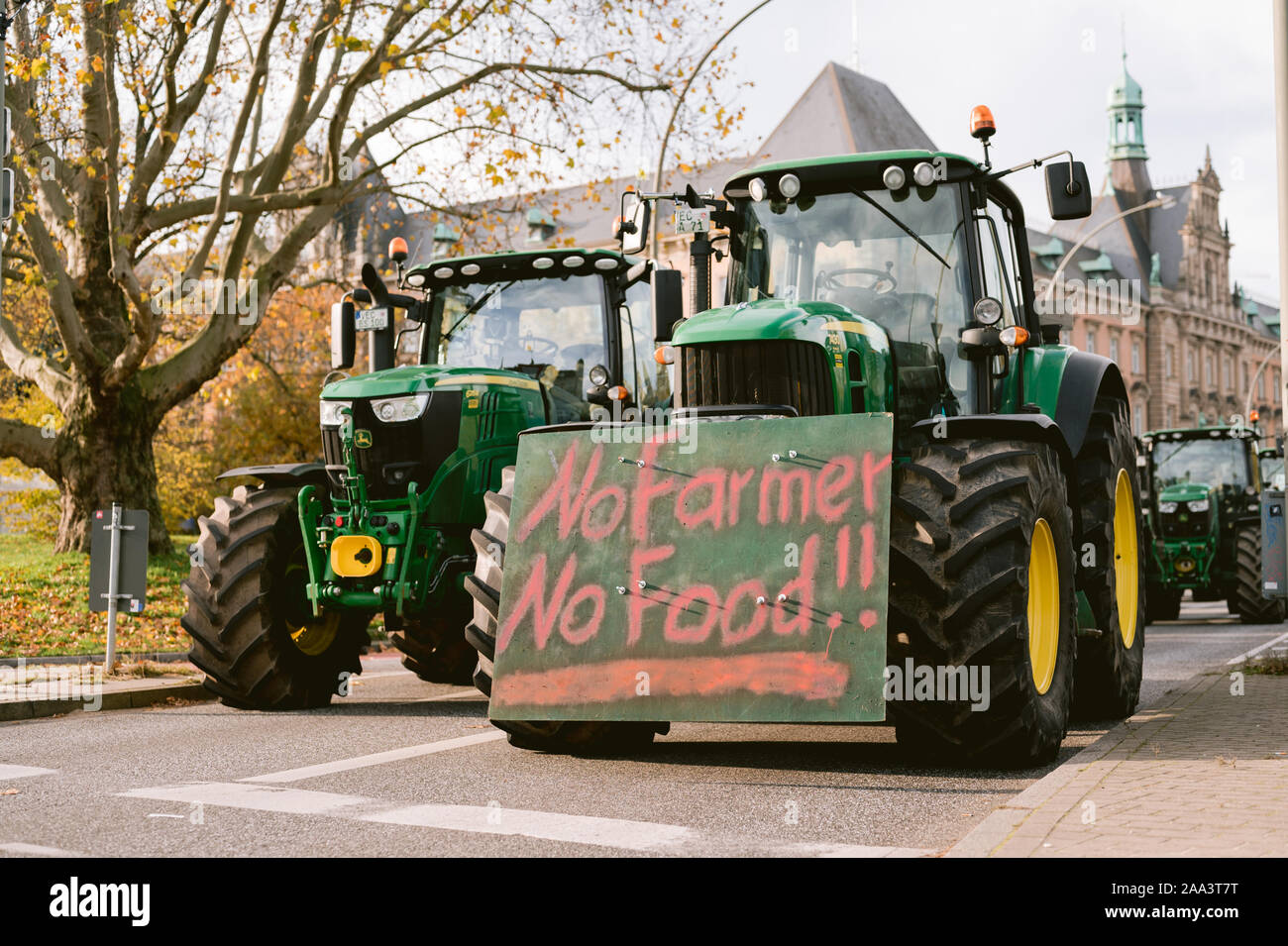John deere traktor hi-res stock photography and images - Alamy