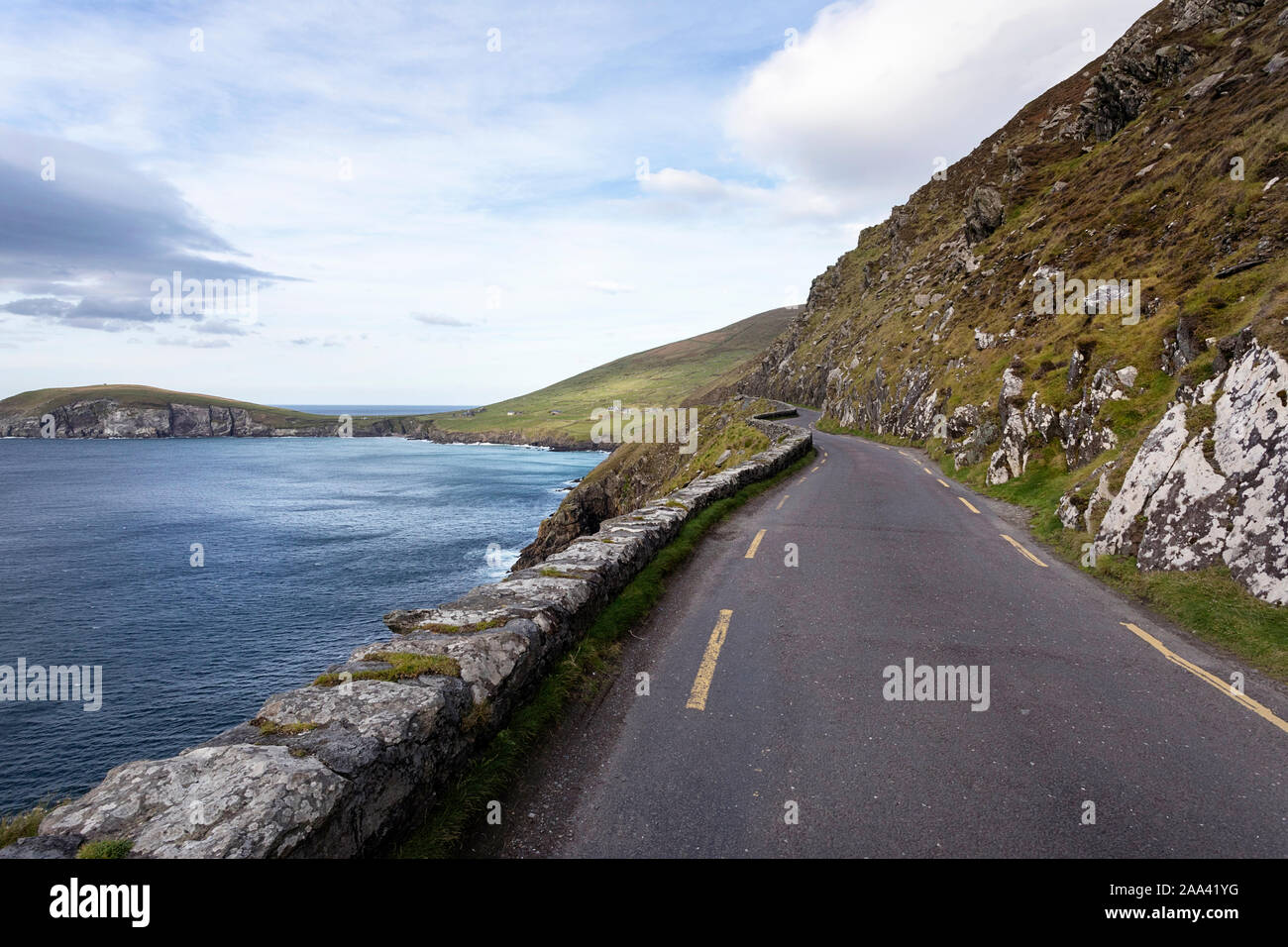 Dunquin harbour hi-res stock photography and images - Alamy