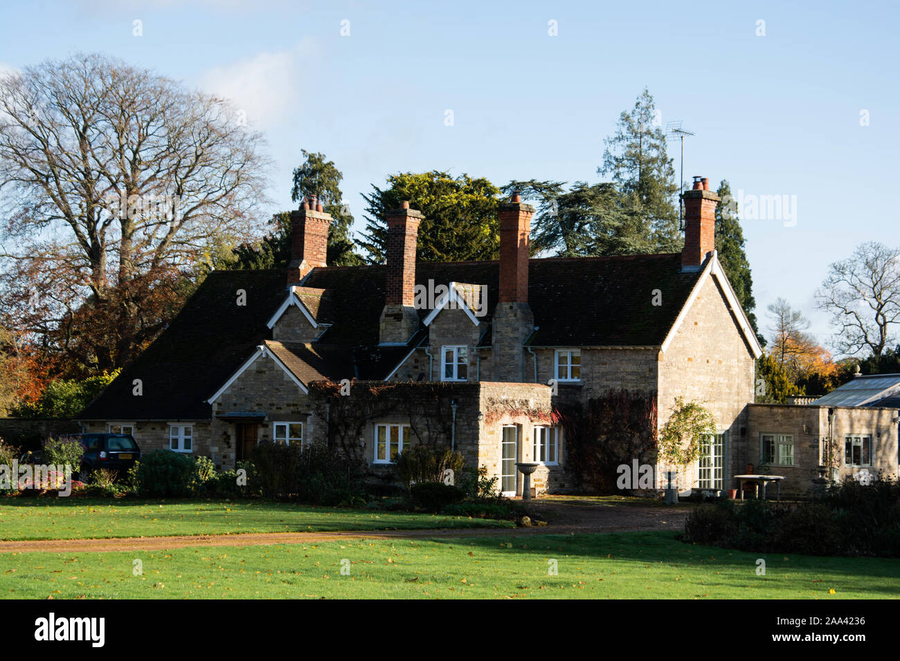 Historic northampton house hi-res stock photography and images - Alamy