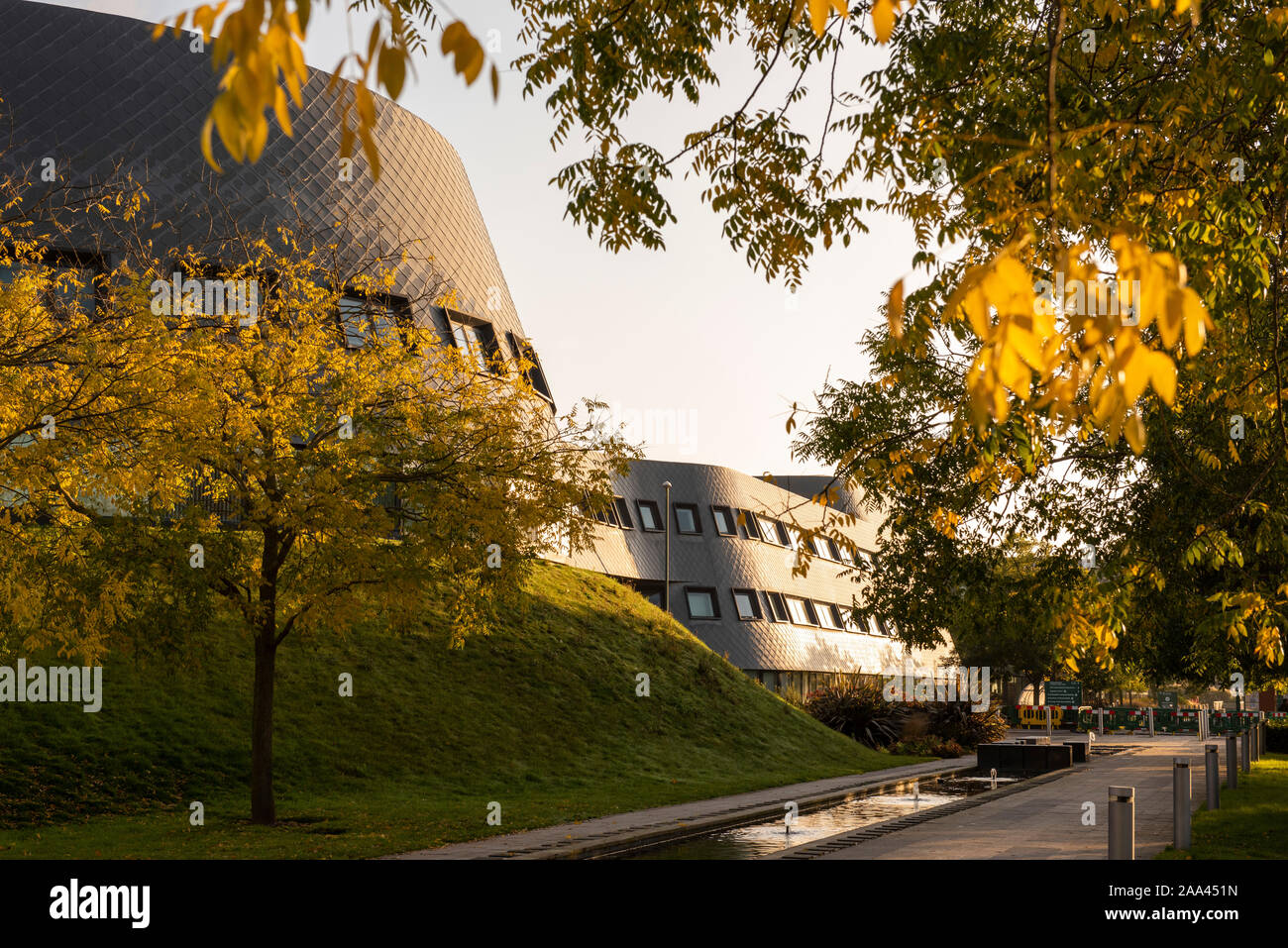 Autumn morning at the Jubilee Campus of Nottingham University ...