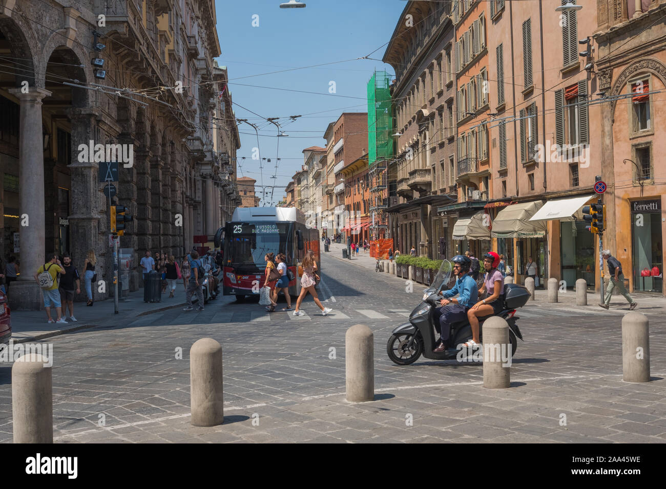 Via Rizzoli, Bologna, Italy Stock Photo - Alamy