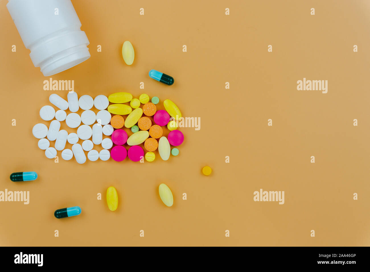 Assorted pharmaceutical medicine pills, tablets and capsules, and ...