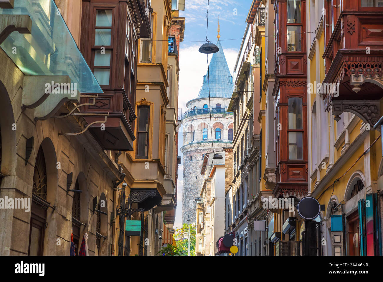 Old istanbul street hi-res stock photography and images - Alamy