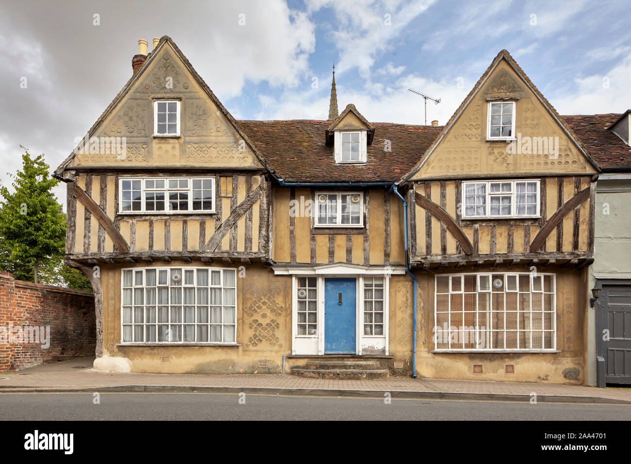 English half timbered house hi-res stock photography and images - Alamy