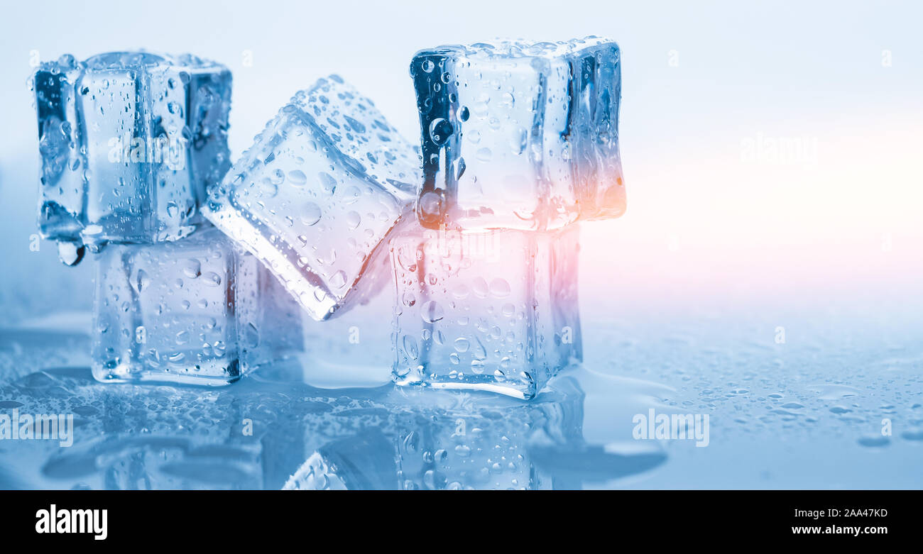 Ice cube glass melt sun hi-res stock photography and images - Alamy