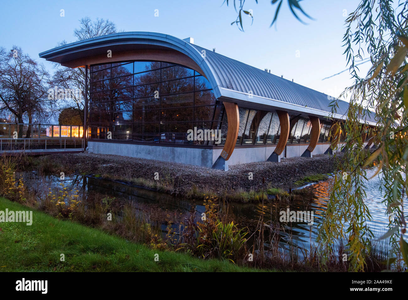 Bioenergy and brewing science building hi-res stock photography and ...
