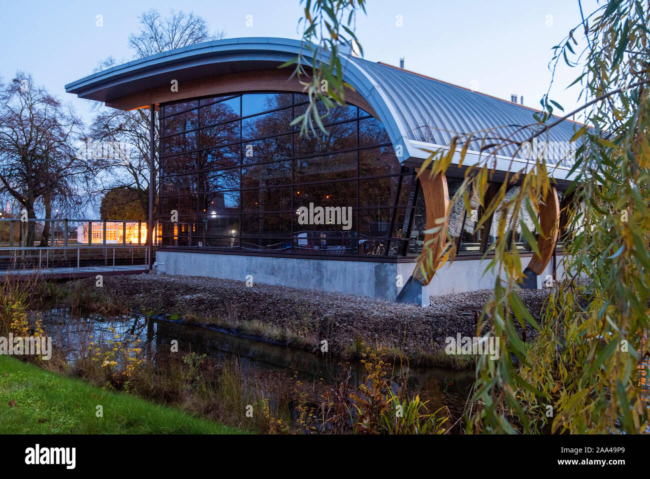 Bioenergy and brewing science building hi-res stock photography and ...