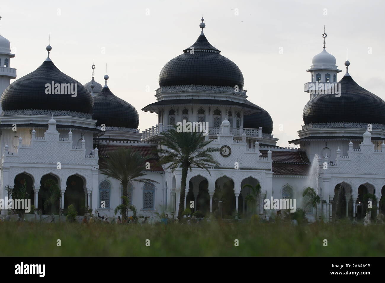 Old photo of baiturrahman mosque hi-res stock photography and images ...