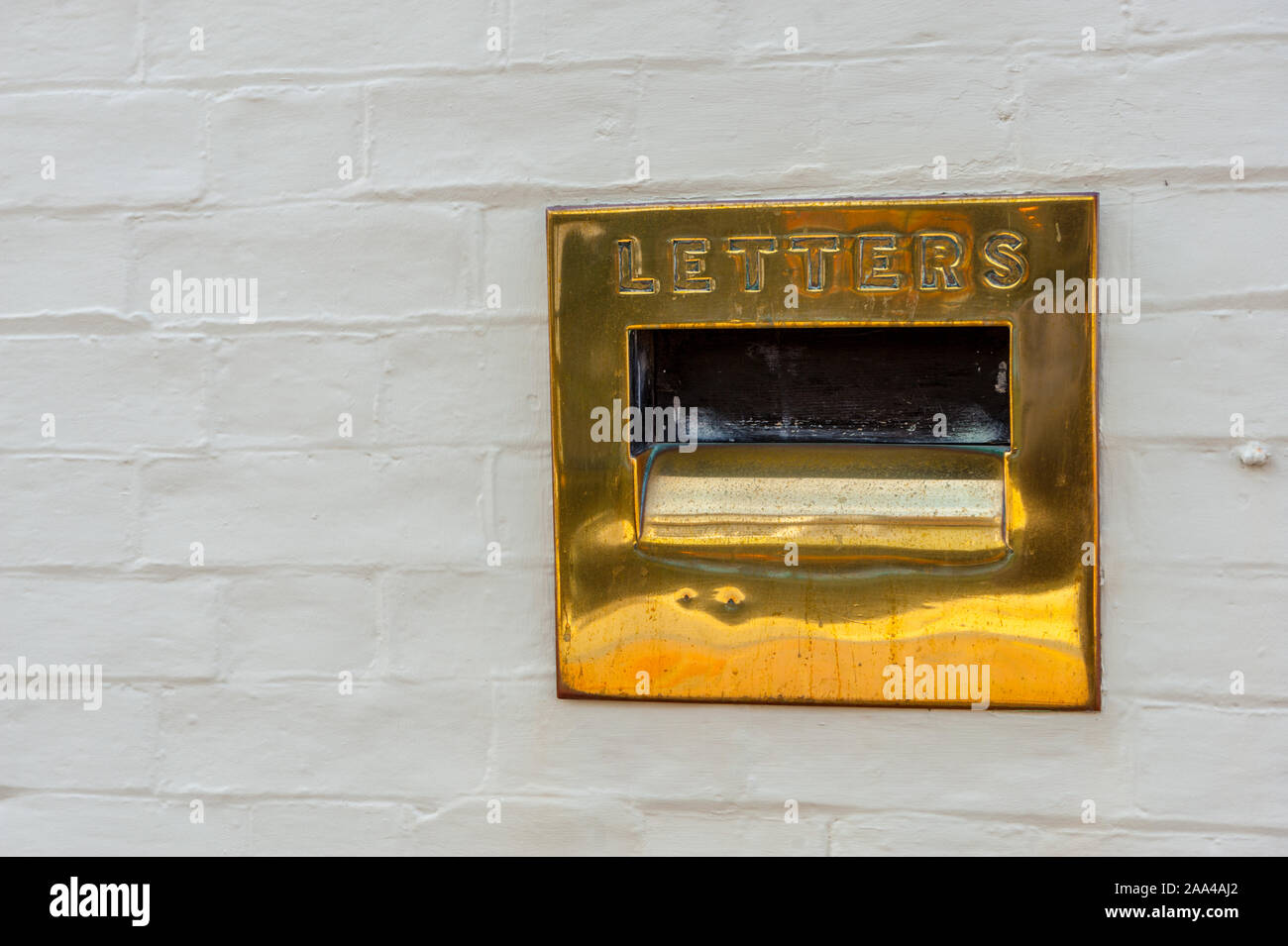 Letterbox format hi-res stock photography and images - Alamy