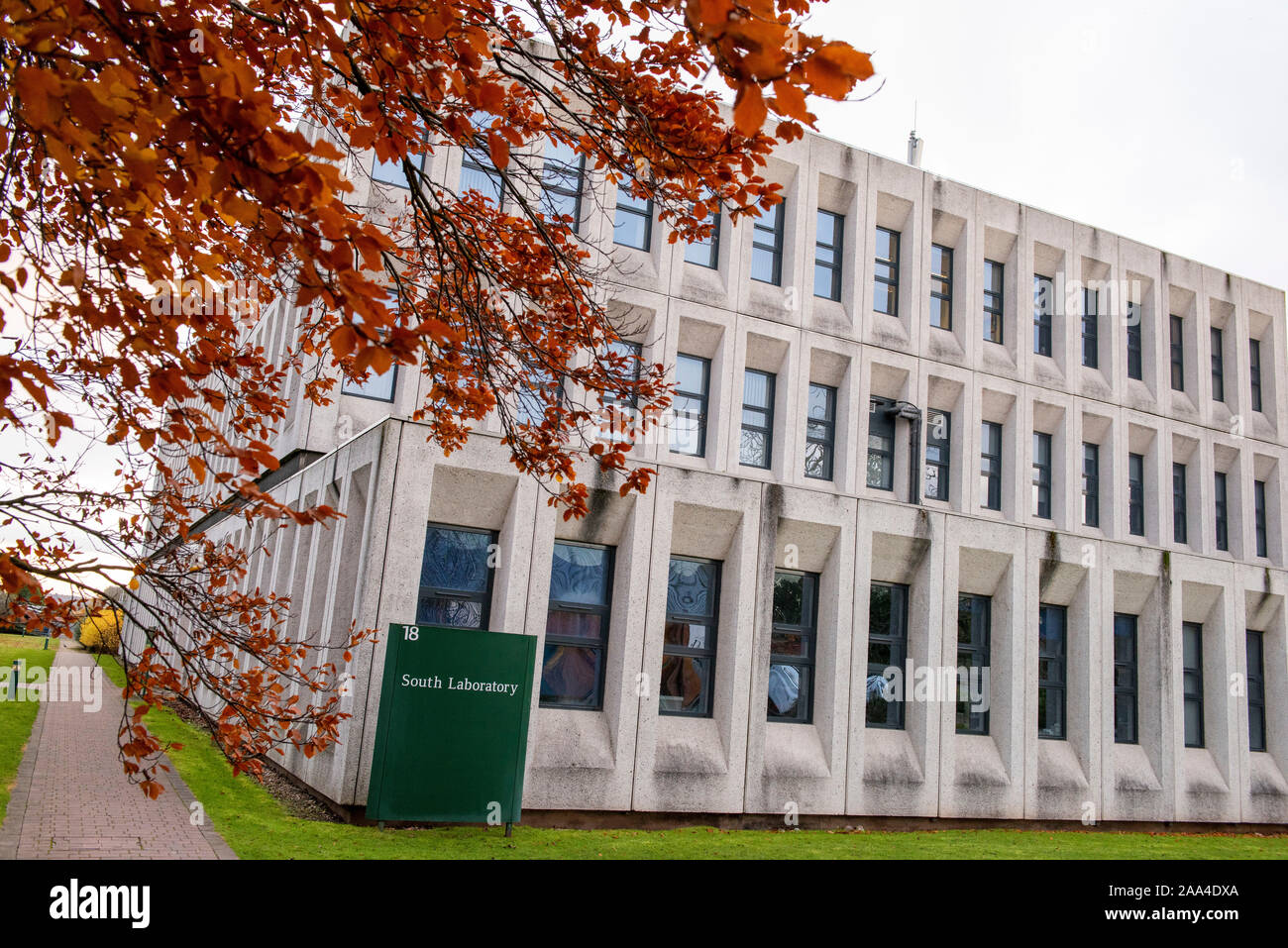 Autumn morning at the South Laboratory on the Sutton Bonington Campus ...