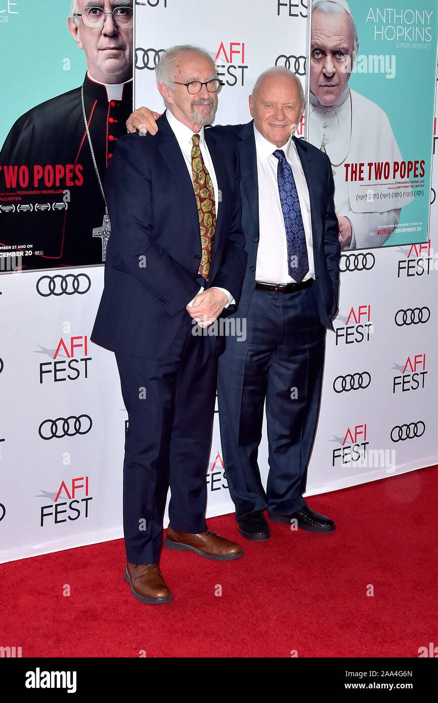 Los Angeles, USA. 18th Nov, 2019. Jonathan Pryce and Anthony Hopkins ...