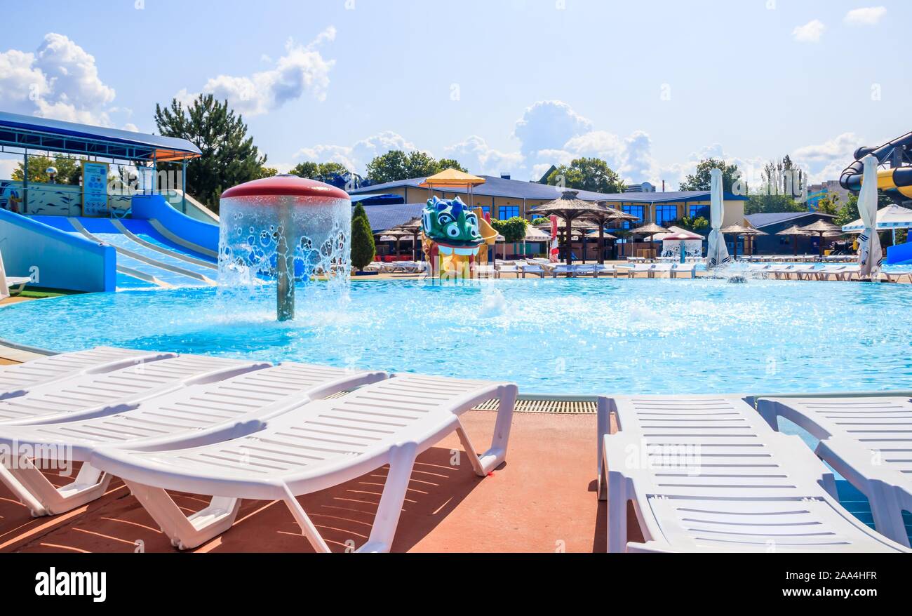 Aquaventure waterpark hi-res stock photography and images - Alamy