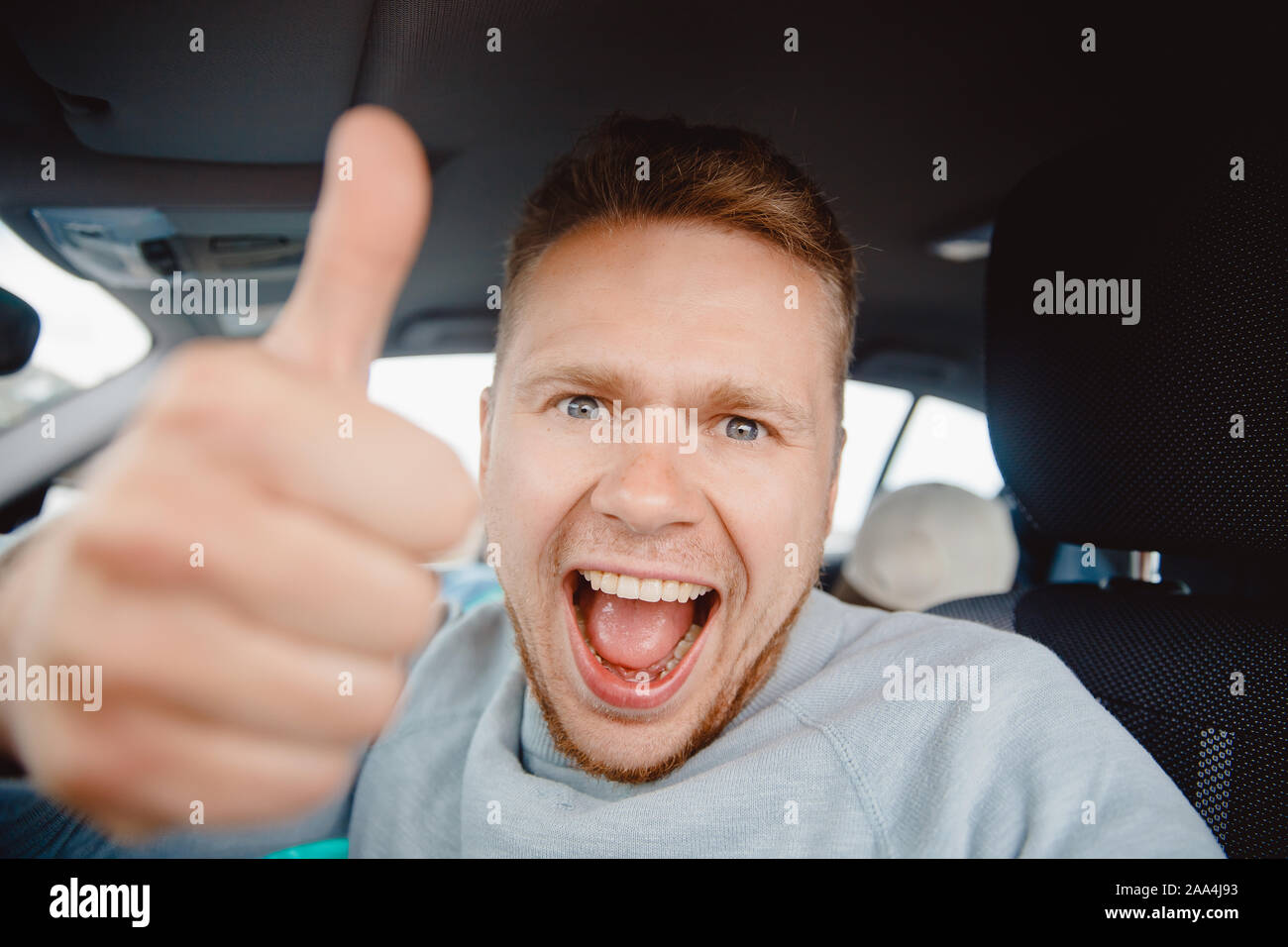 Man car dealership taking selfie hi-res stock photography and images ...