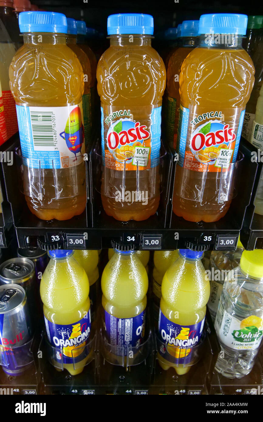 Plastic bottles in a vending machine, Lyon, France Stock Photo - Alamy