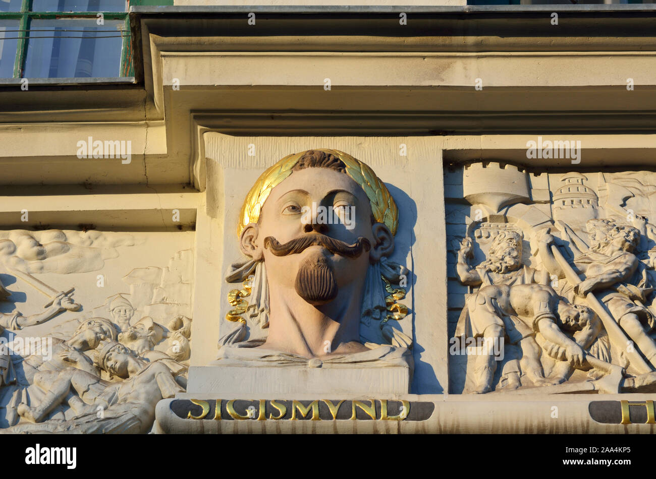 Golden house hi-res stock photography and images - Alamy