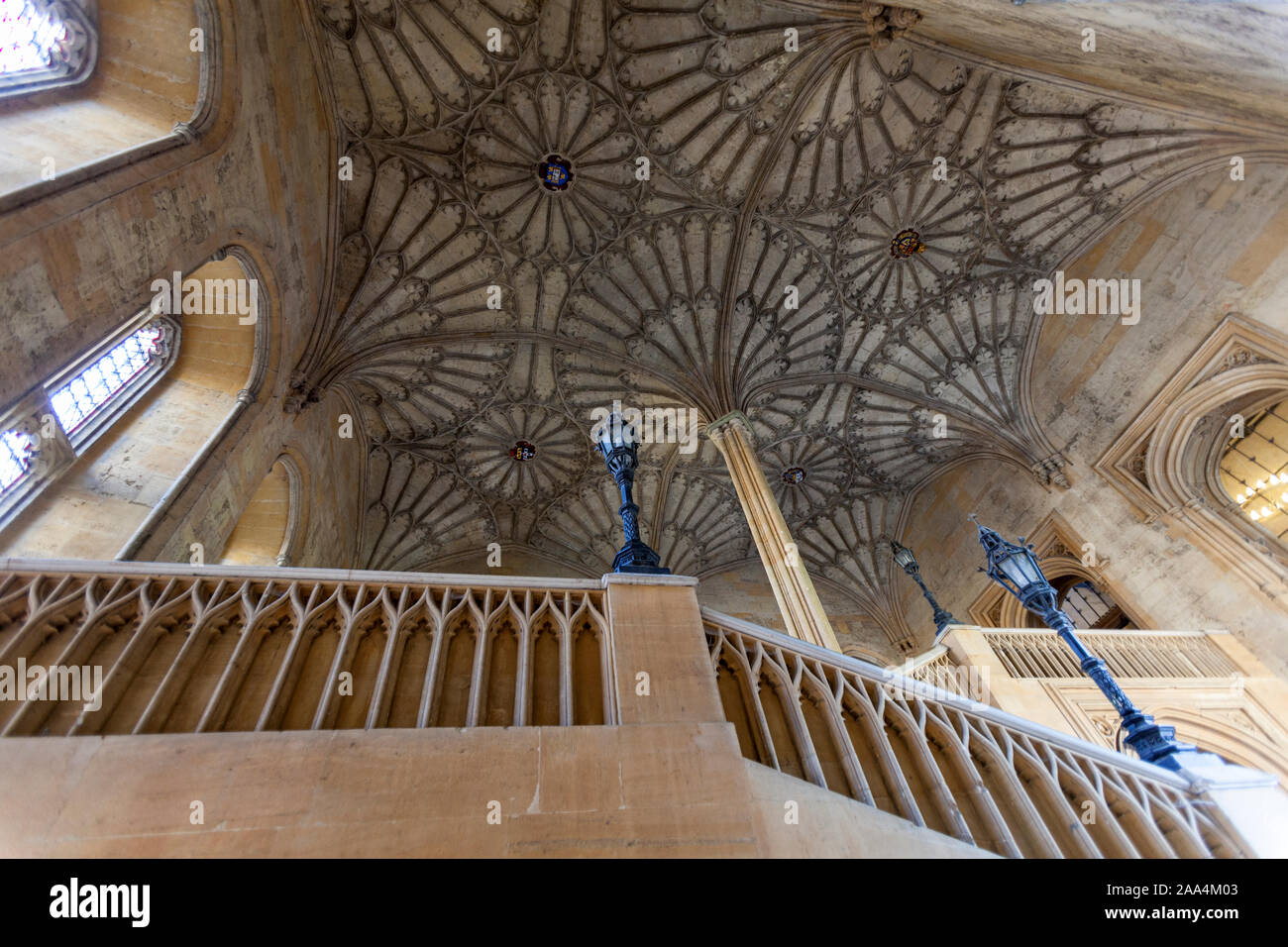 The vaulted staircase in Bodley Tower, Christ Church college of Oxford ...