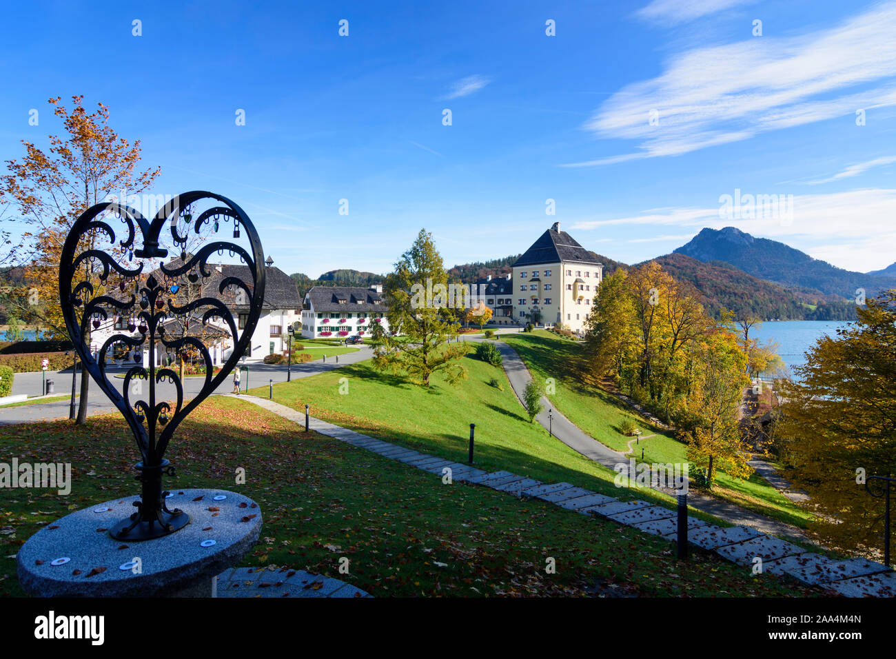Schloss fuschl fuschlsee salzkammergut austria hi-res stock photography ...