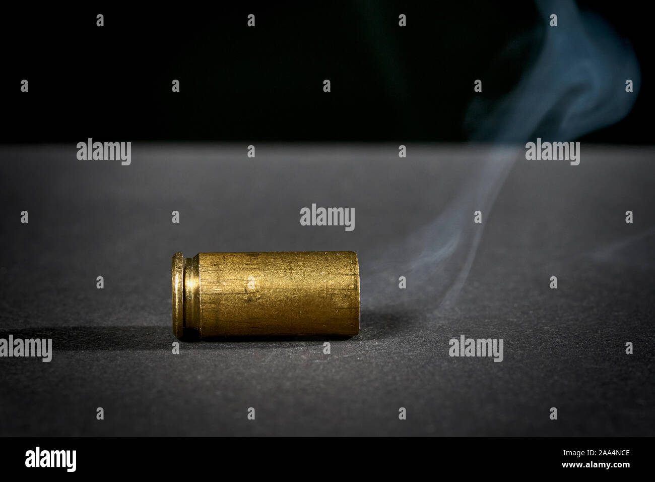 Capsule gun hi-res stock photography and images - Alamy