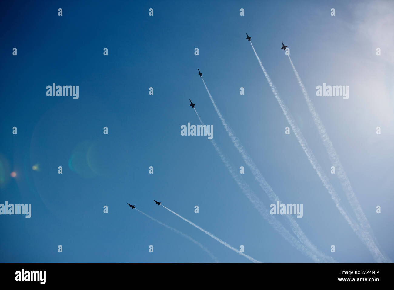 Formation flying skills hi-res stock photography and images - Alamy